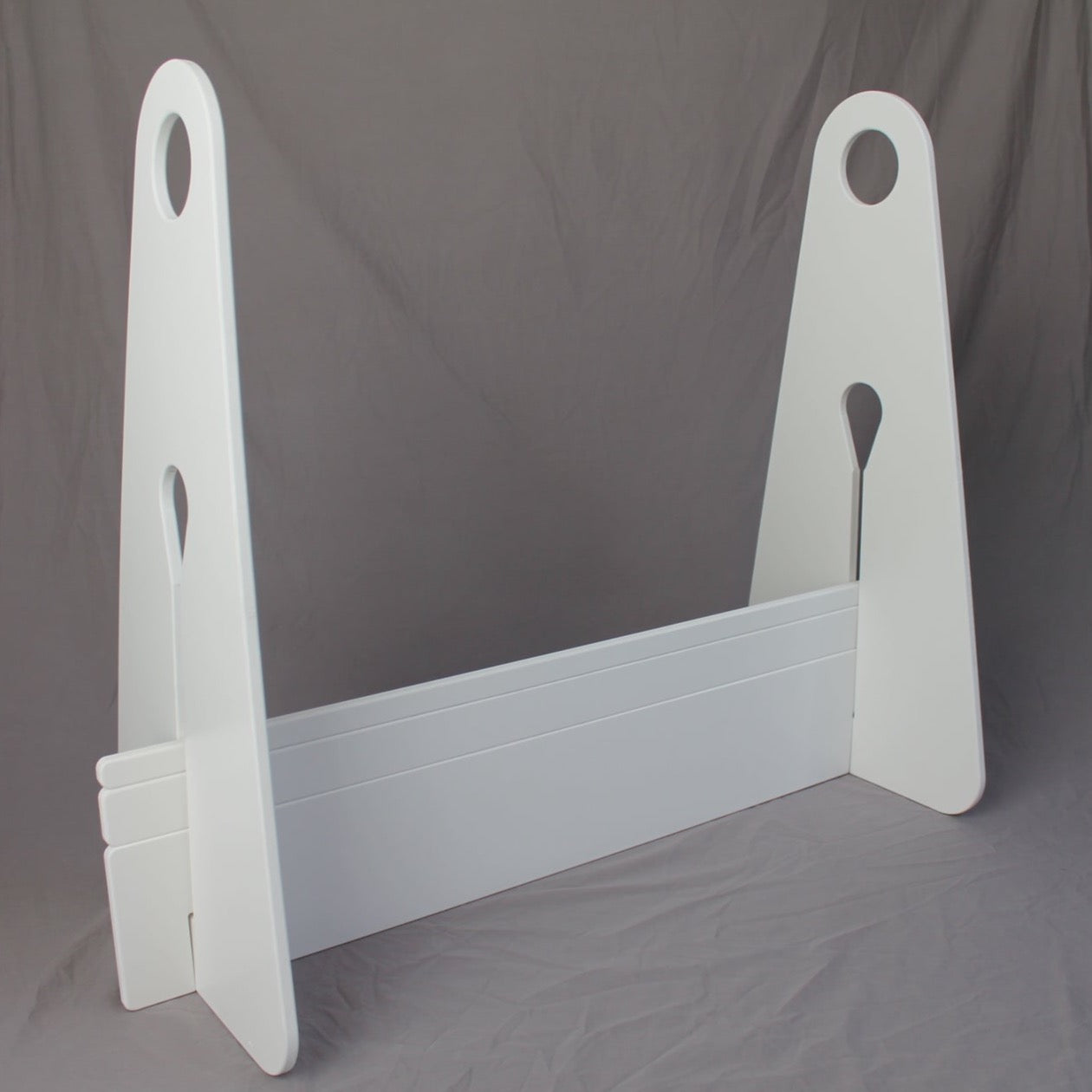 Jumps and Props – Flyball Pup